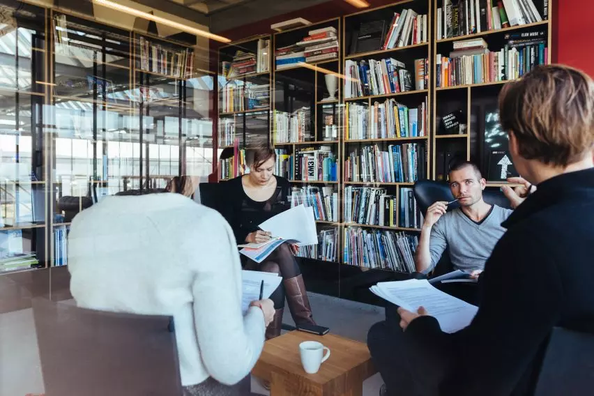 Studio Roosegaarde nipasẹ Willem de Kam & Daan Roosegaarde