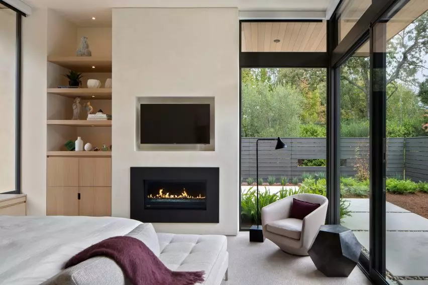 Atherton Avenue by Arcanum Architecture