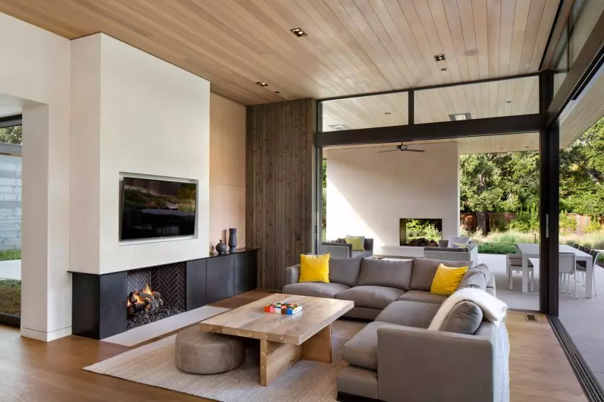 Atherton Avenue by Arcanum Architecture