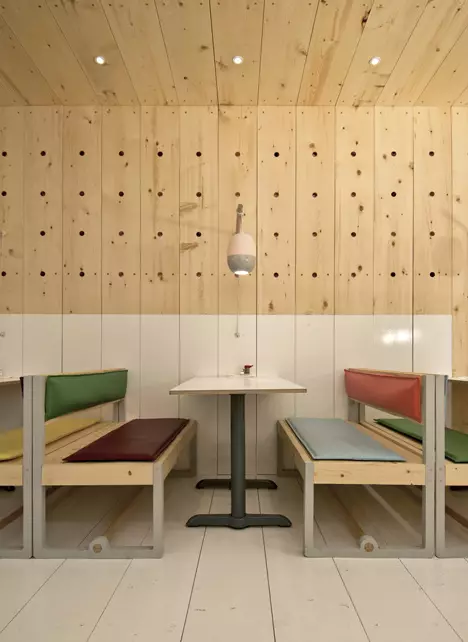 Bestie Currywurst από τους Scott & Scott Architects