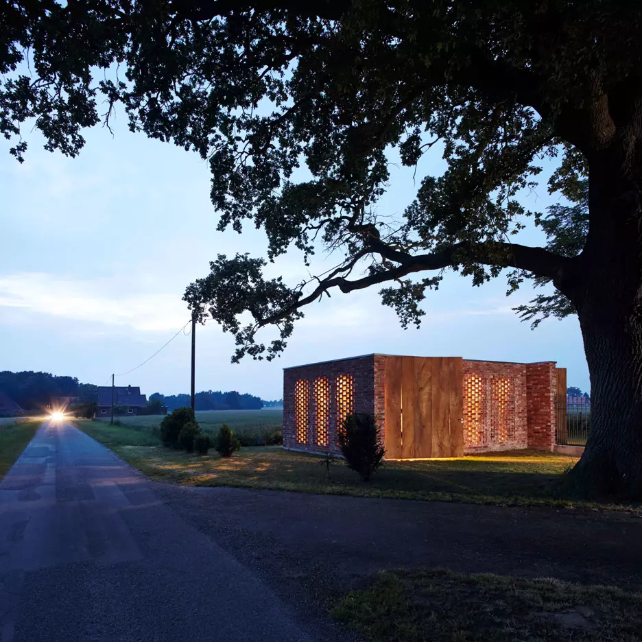 Remisenpavillon de Wirth Architekten