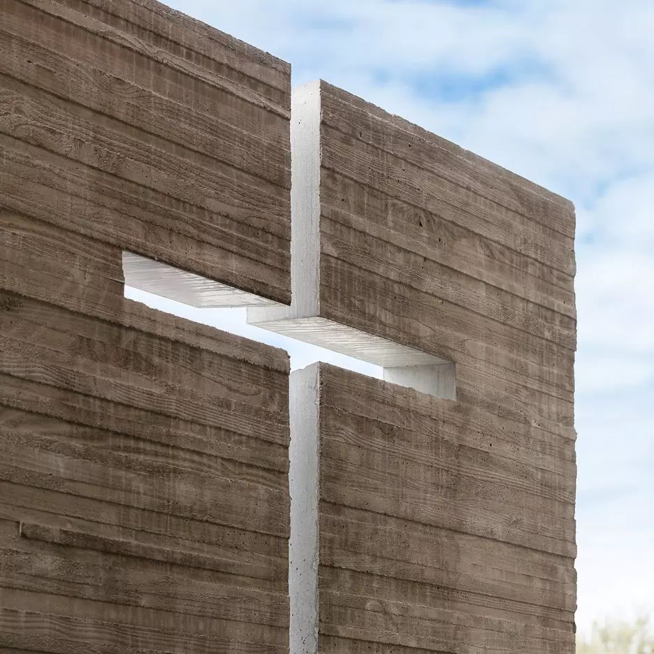 Montserrat Chapel pa Hennerby Eddy