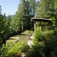 Cabins Mill Valley аз ҷониби меъмории Фелдман