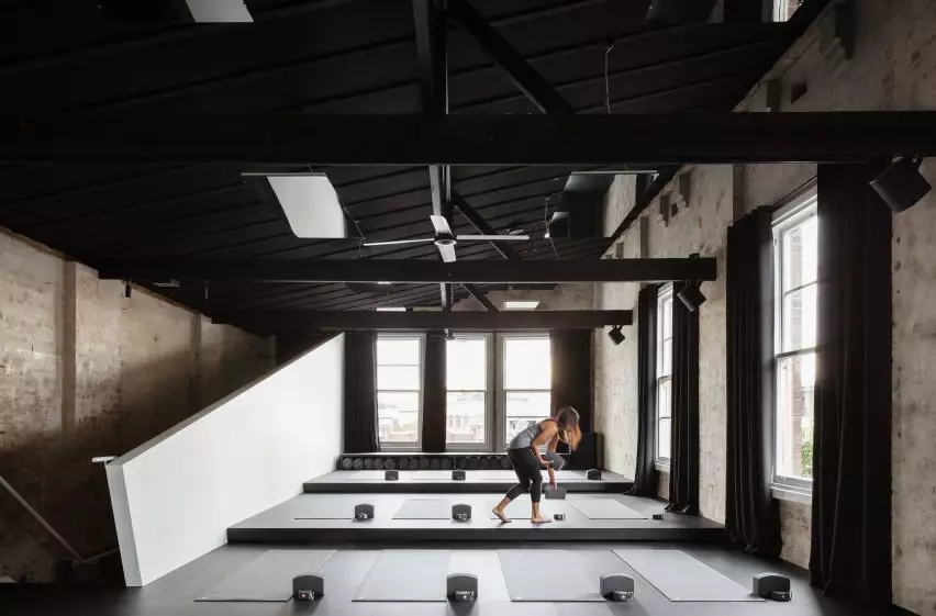 Humming Puppy Yoga Studio autorstwa Karen Abernethy Architects