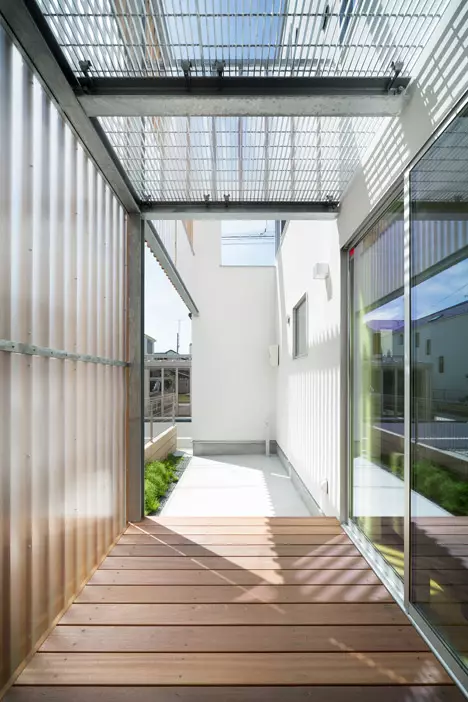 House K oleh Yuji Kimura Design