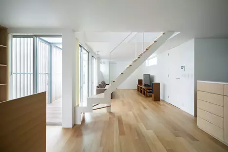 House K oleh Yuji Kimura Design