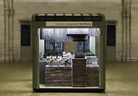 Tacklebox tərəfindən Aesop Grand Central Central Kiosk