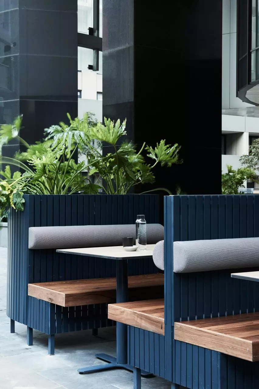 O estúdio de design Biasol projeta um restaurante de Melbourne inspirado no Oriente Médio.