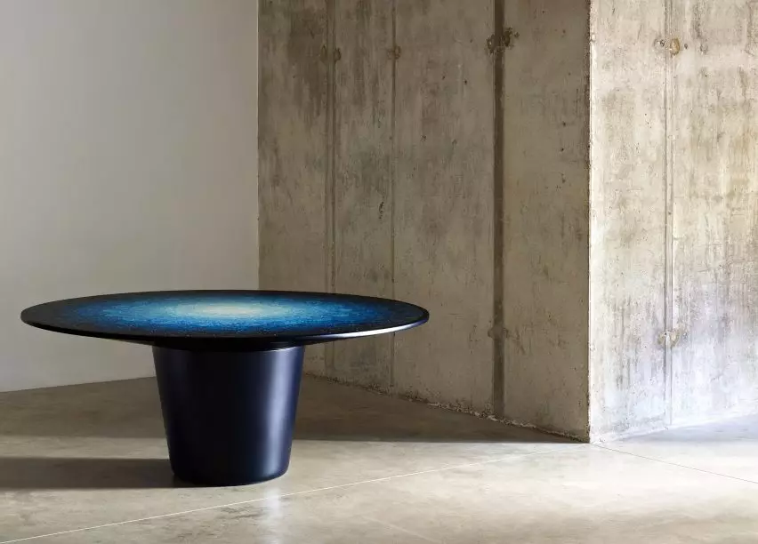 LDB: Ocean terrazzo table nga Brodie Neill për LDB