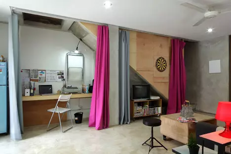 Rumah Kiri oleh Atelier Riri