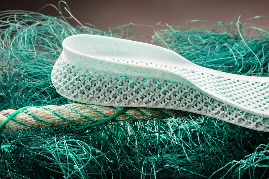 3D-printed Ocean Plastic na midsole ng sapatos ng Adidas