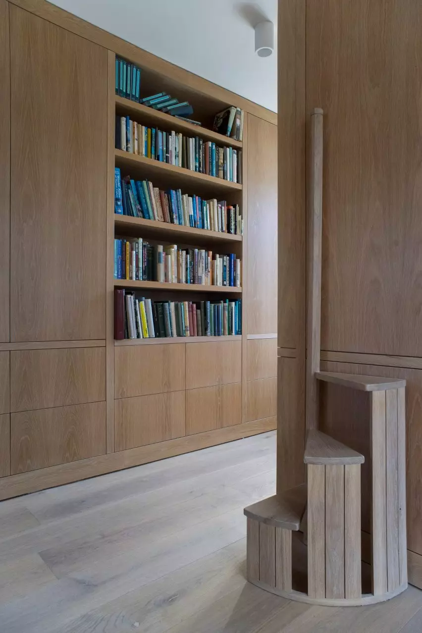 Biblioteka Lookout autorstwa Tierney Haines Architects
