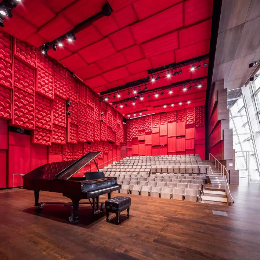 Voxman Music Building מאת LMN