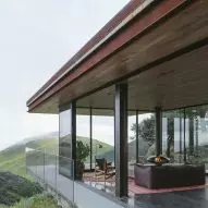 Off-Grid Guest House eftir Anacapa Architecture