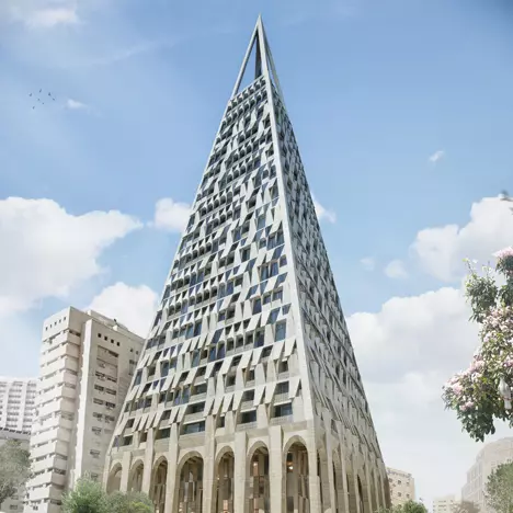 Piramidni stolp Daniela Libeskinda