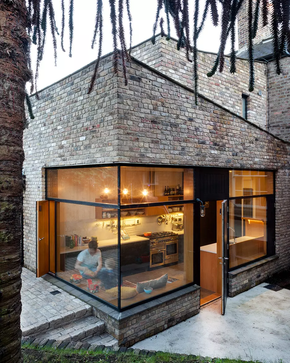 NOJI Architects-en adreilu gehitzea, Dublin