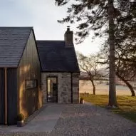 Strone Glenbanchor cottage door Loader Monteith Architects