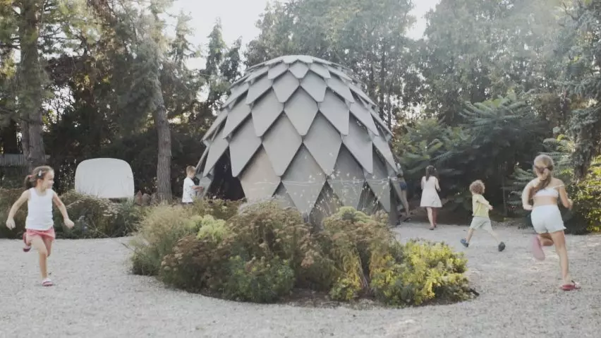 Pinecone mobile gazebo ta mmcité1 da Atelier SAD