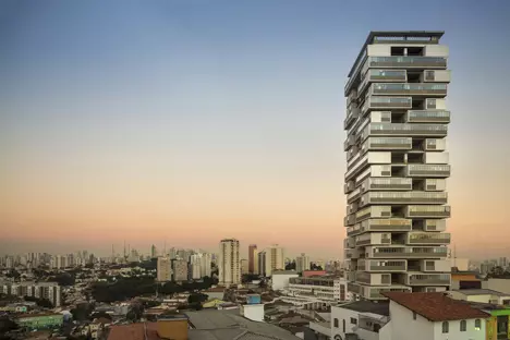 360º Building yn São Paulo troch Isay Weinfeld