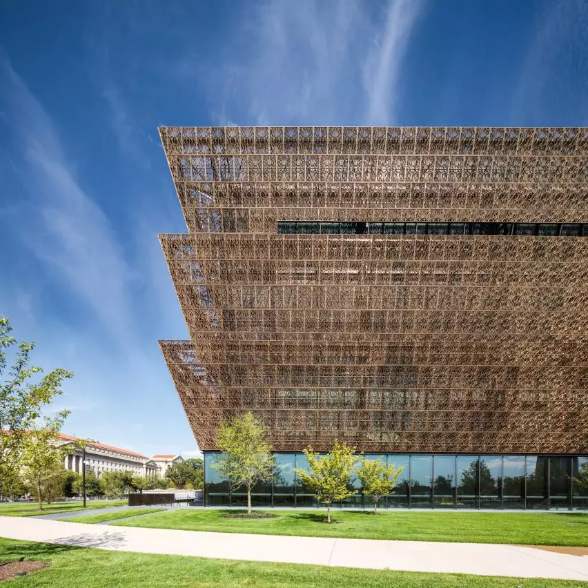 NMAAHC Adjaye Associates-ի և Davis Brody Bond-ի կողմից