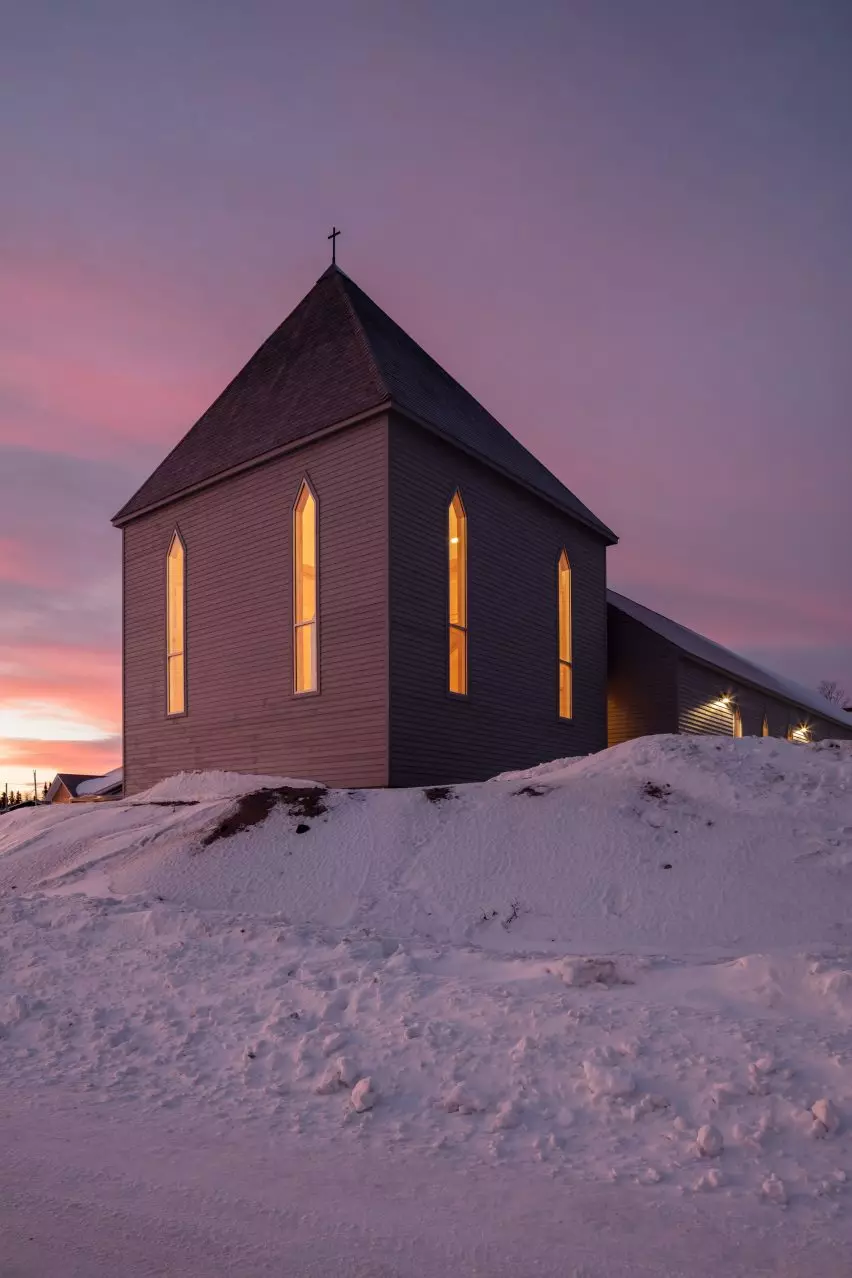 Woodford Sheppard ဗိသုကာလက်ရာဖြင့် Our Lady of the Snows Church