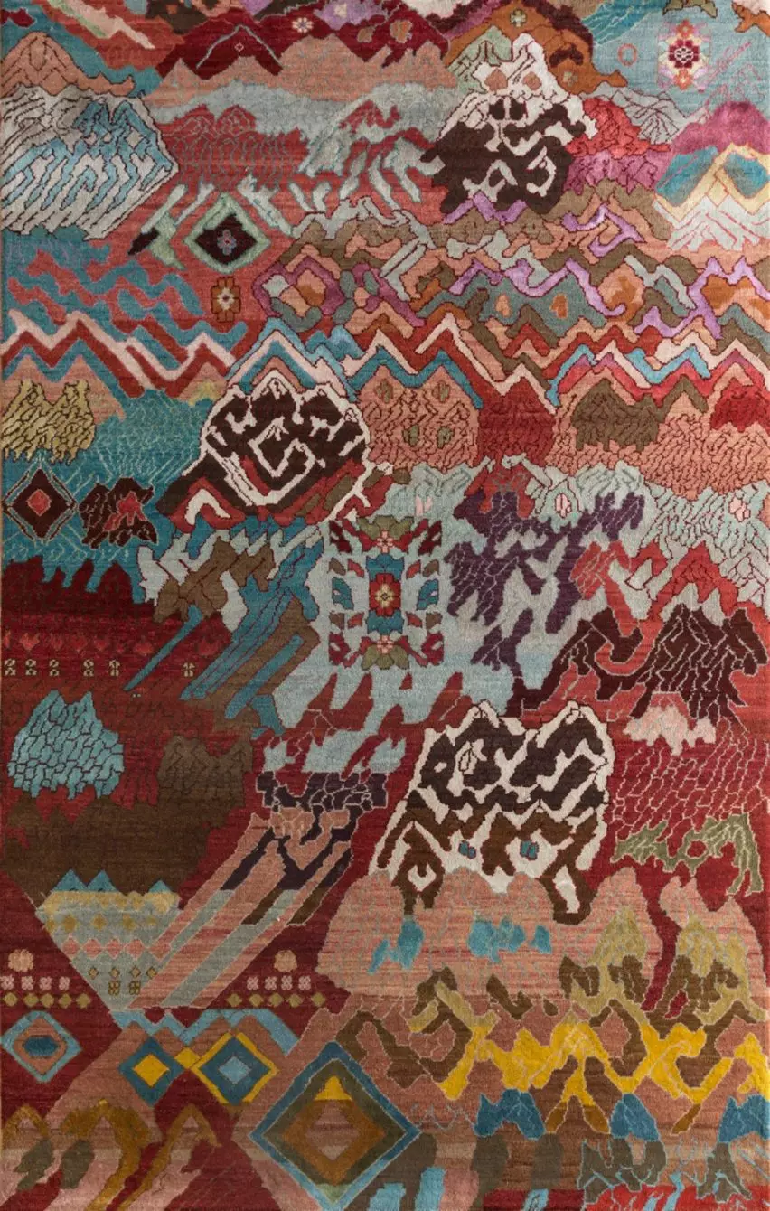 Het abstracte Aas Pass-tapijt van Manju Devi is geïnspireerd op het landelijke dorpsleven