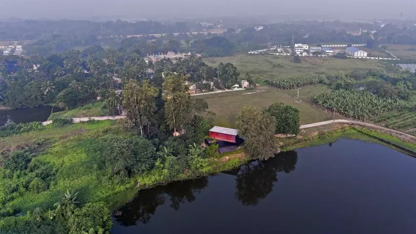 ಬ್ಯಾನ್ಸ್ಬೇರಿಯಾ ಫುಟ್ಬಾಲ್ ಕ್ಲಬ್ ಹೌಸ್