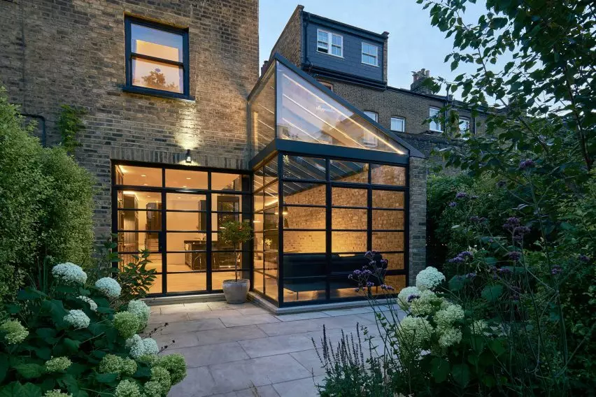 Highbury Hill minn Blee Halligan Architects