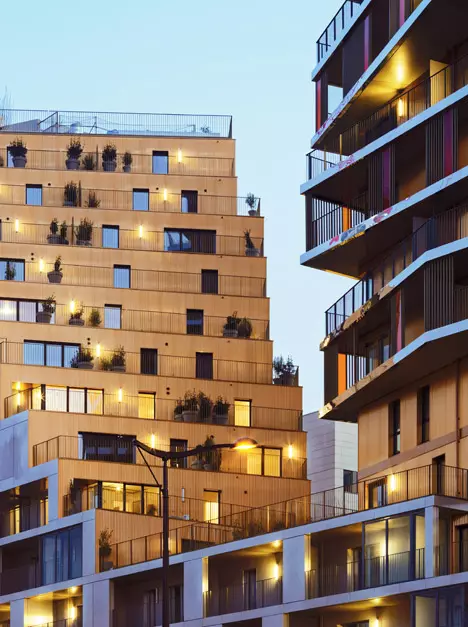 Wieża mieszkalna w Paryżu autorstwa Hamonic + Masson & Associés i Comte Vollenweider Architectes