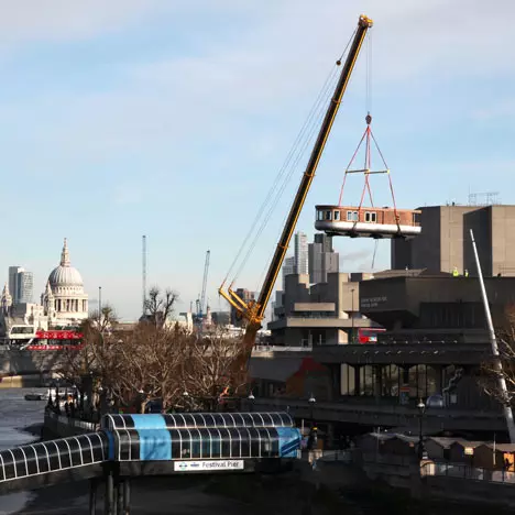 Kamra għal Londra minn David Kohn u Fiona Banner