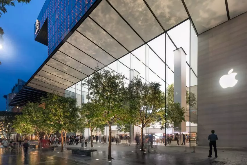 Apple Orchard Road דורך Foster + Partners