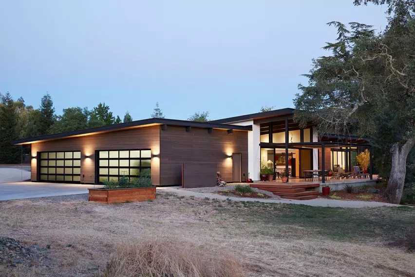 Sacramento Modern Residence de Klopf Architecture