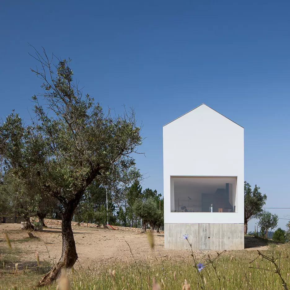 House in Fonte Boa ka Joao Mendes Ribeiro