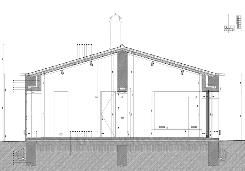 Aboim Inglez Arquitectos tarafından Monte da Azarujinha