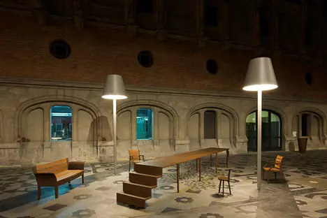 Alhondiga Kulturális és Szabadidő Központ, Philippe Starck
