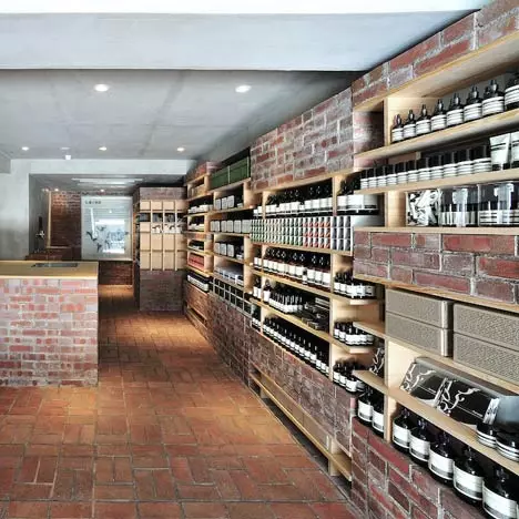 Aesop Ginza توسط Schemata Architecture Office