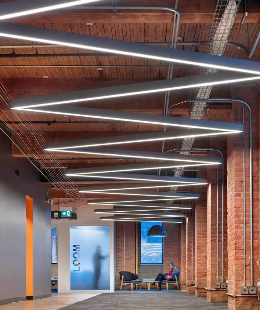 สำนักงาน Slack Toronto โดย Dubbeldam Architecture + Design