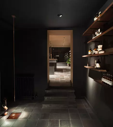 Aesop Lamb's Conduit Street pa James Plumb