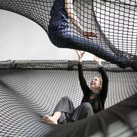 Net deur For Use/Numen