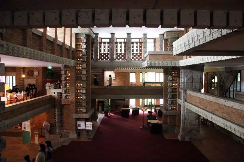 The Imperial Hotel nataon'i Frank Lloyd Wright