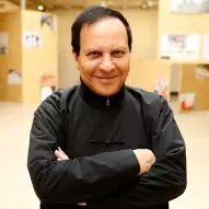 Azzedine Alaïa dizayn muzeyi ko'rgazmasi maxsus tayyorlangan ekranli kiyimlarni namoyish etadi 45132_6