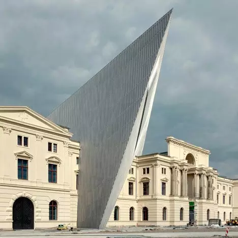 Dresden Museum of Military History ni Daniel Libeskind