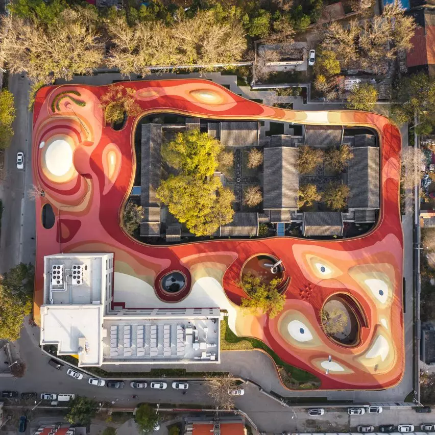 10 projektet më të mira të arkitekturës kineze të Dezeen të vitit 2020: Kopshti i Fëmijëve Oborri, Pekin, nga MAD
