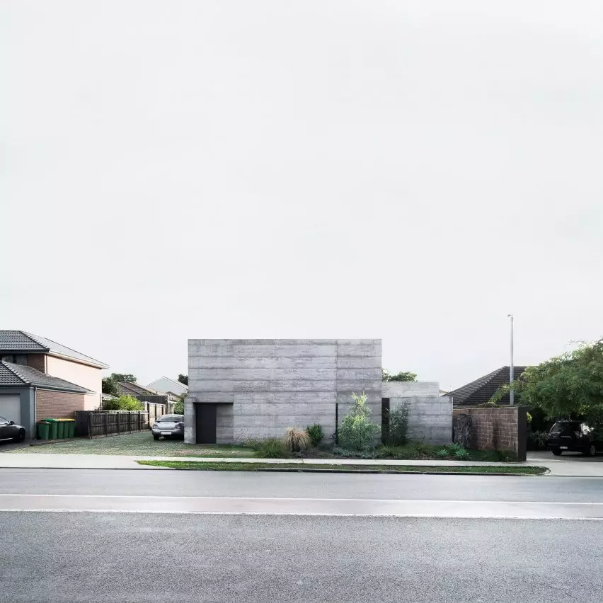 Dezeen-iň 2019-njy ýylyň iň gowy 10 öýi: MORG tarapyndan “Cloister House”