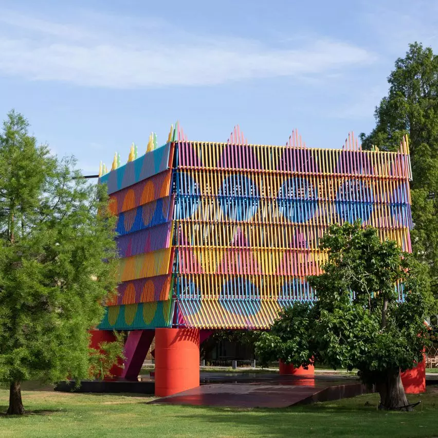 The Color Palace, Великобритания, от Yinka Ilori и Pricegore