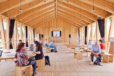 Slow Food Pavilion yolembedwa ndi Herzog & de Meuron ku Milan Expo 2015