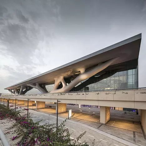 Centro Nacional de Convenciones de Qatar por Arata Isozaki