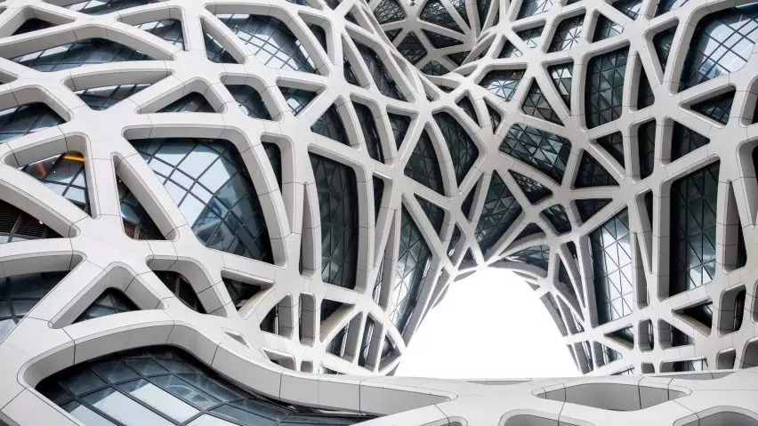 Zaha Hadid ArchitectsによるMorpheusホテル、IvanDupontによる写真