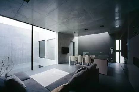 Grigio de Apollo Architects