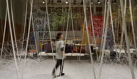 Emmanuelle Moureaux द्वारा eda